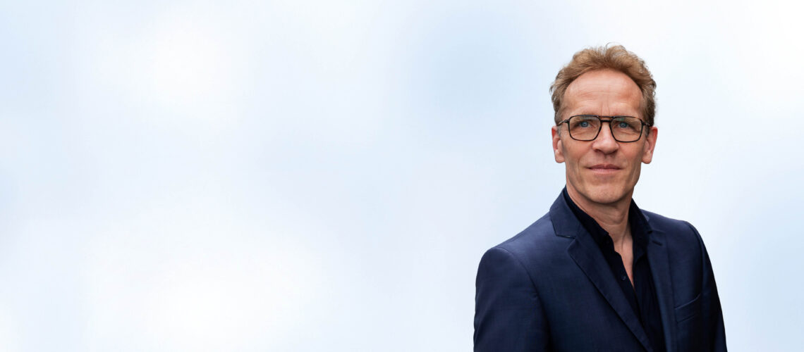 Prof. mr. Steven Bartels - CPO